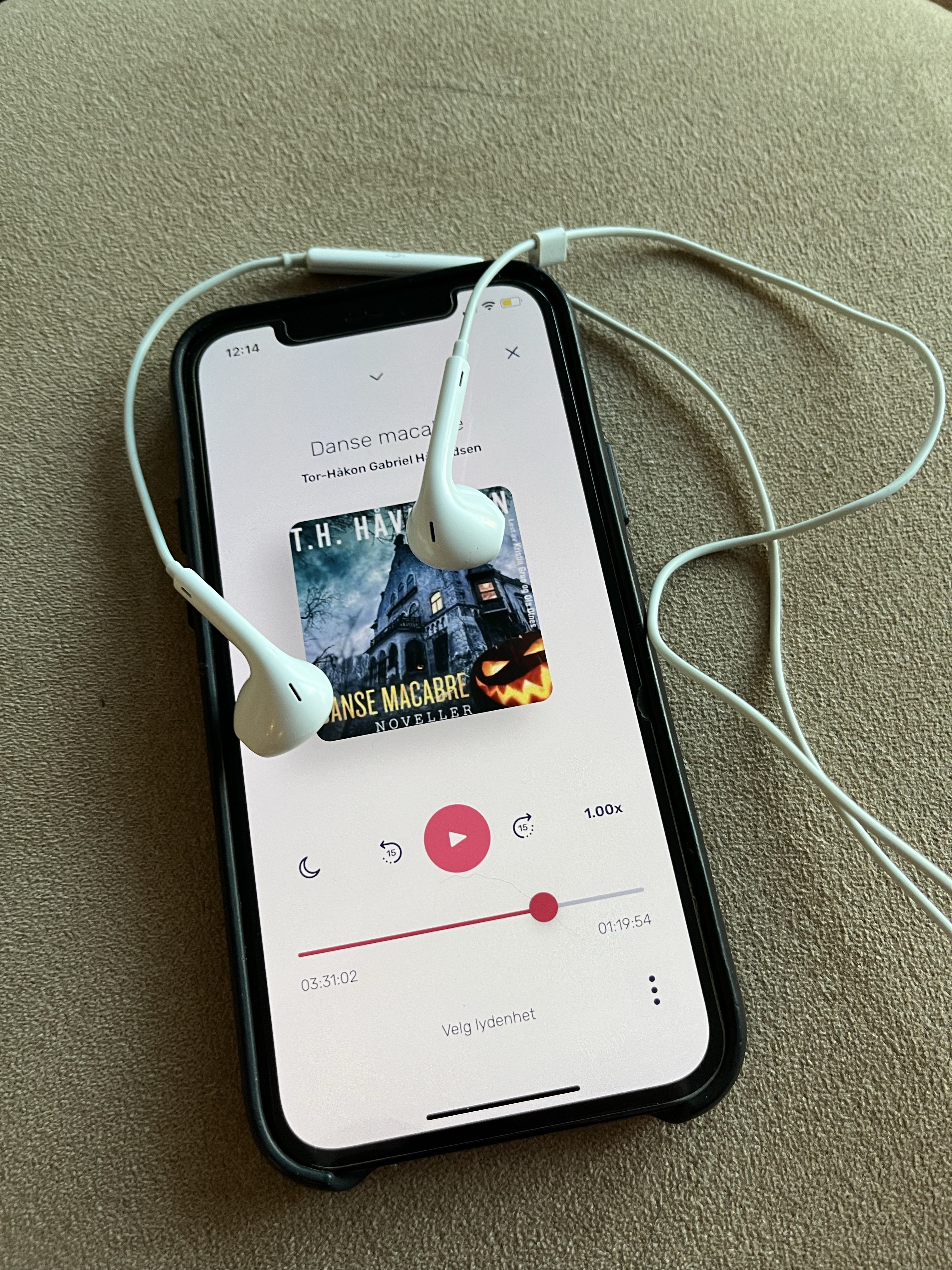Currently listening: Skrekknoveller – Bokkjellden